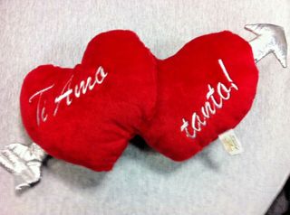 LOVE CUORE CON FRECCIA IN PELUCHE SAN VALENTINO