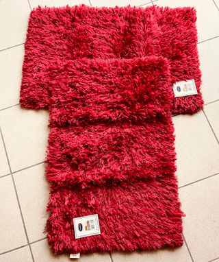 2 Tappetini a pelo lungo