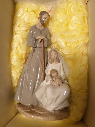 Nao / Sculptures / The Holy Family – La Sacra Fami