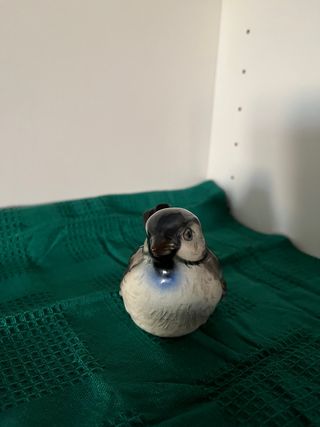 Statuetta in porcellana- Passerotto Goebel