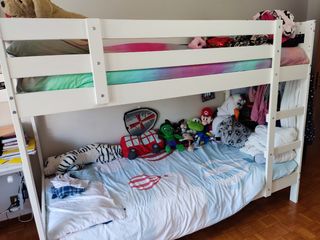 Letto a castello IKEA materassi inclusi 