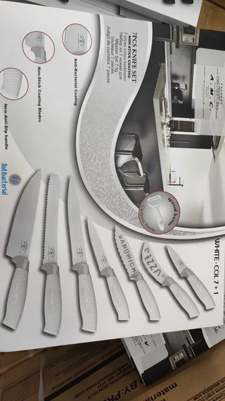 COLTELLI IN CERAMICA VARI MODELLI E COLORI