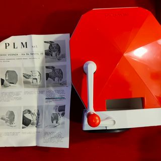 Macchina per gli gnocchi e crocchette.