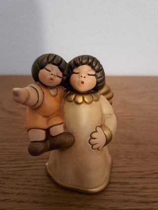 Angioletto con bimbo Thun