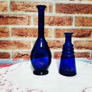 set da 2 buttiglie di vetro blu Murano