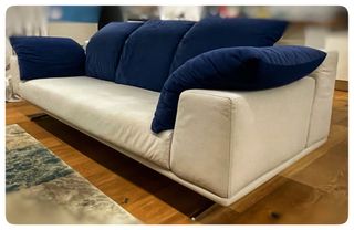 Divano in tessuto aquaclean