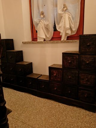 mobiletti con cassettini 