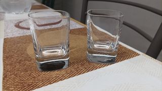 2 bicchierini in vetro