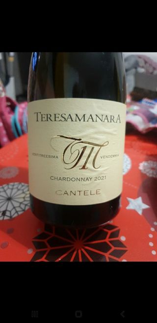 Bottiglia di chardonney 