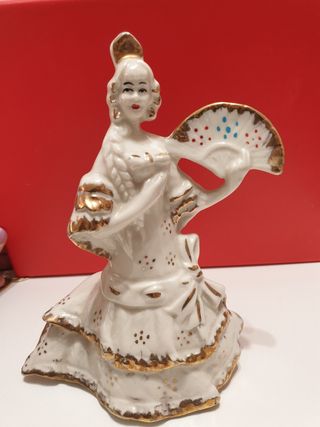 dama porcellana ceramica di capodimonte 