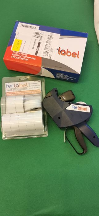 Prezzatrice con etichette scorta