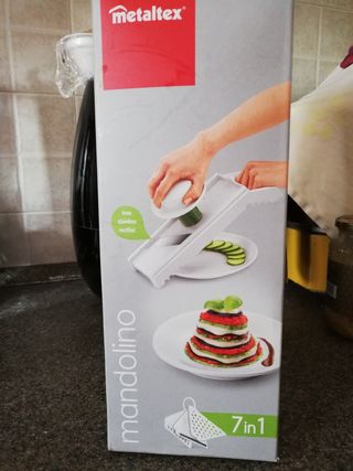 Tagliaverdure a mano 7 in 1