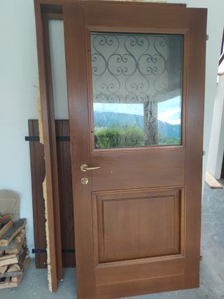 PORTONE INGRESSO CON RELATIVO TELAIO 