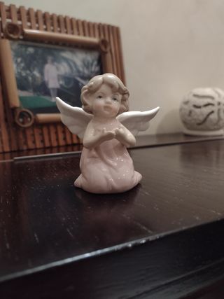 Angioletto in porcellana