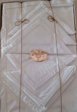 servizio da tavola damascato 12 posti