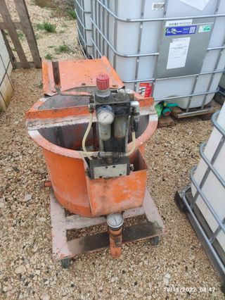 POMPA X INIEZIONE PNEUMATICA USATA