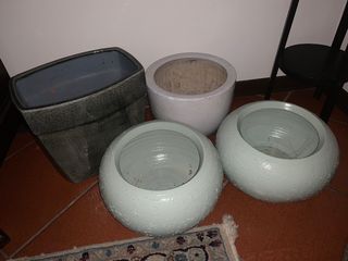 4 vasi sottovasi o porta fiori
