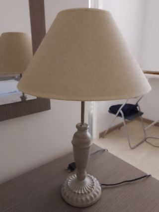 Lampada da comò