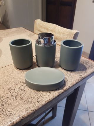 set bagno usati poco e vendo per rinnovo bagno