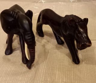 Elefantino e leoncino in legno