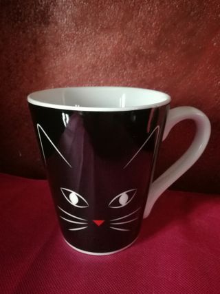 Tazza gattosa nera