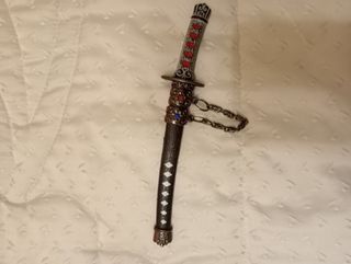 Piccola spada ornamentale 