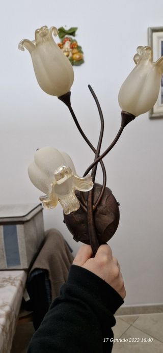 plafoniera da muro di ottima qualità. 