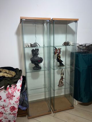 Due vetrine Ikea