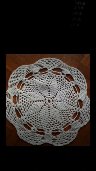 centrino vintage fatto a mano diametro cm.23