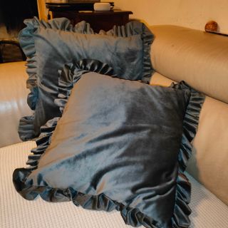 2 federe in velluto grigio 