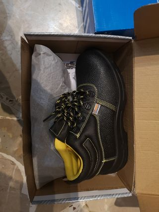 scarpe antinfortunistiche