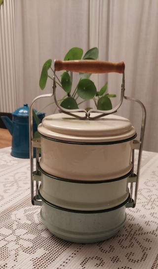 contenitore vintage molto originale 