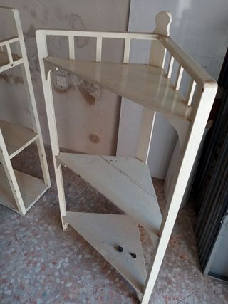 vendo due piccoli mobiletti