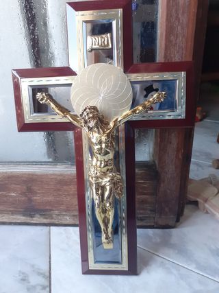 crocifisso grande dorato da appendere