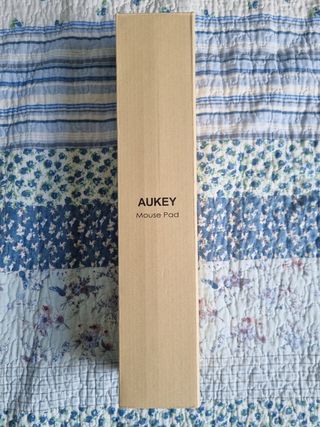 AUKEY minimal gaming mousepad