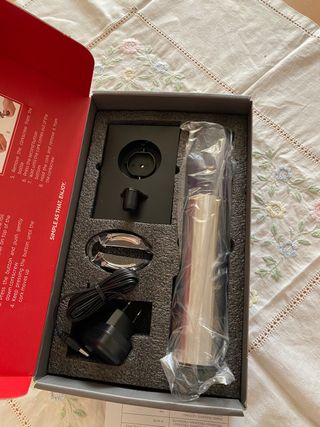 Cavatappi elettrico per gli amanti del vino 