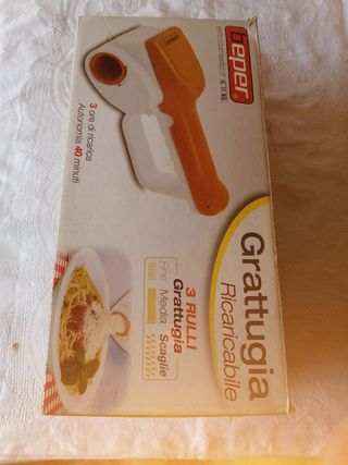 grattugia ricaricabile