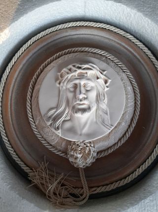 Bellissimo capezzale con base in legno