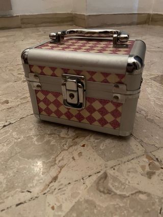 Beauty case cofanetto specchietto Chiavi