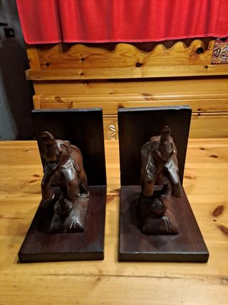 Coppia di fermalibri