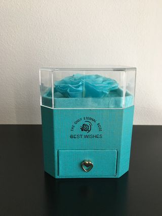Rosa eterna con cofanetto 