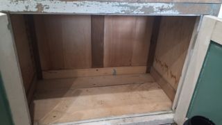 piccolo armadio vechio