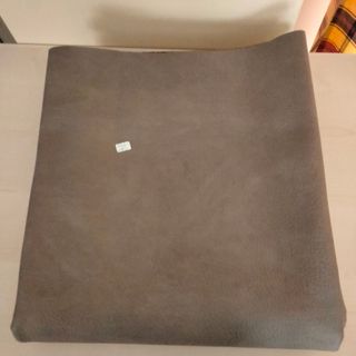 due tessuti similpelle tortora 