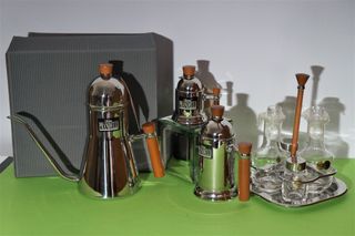 Utensili per cucina in acciaio