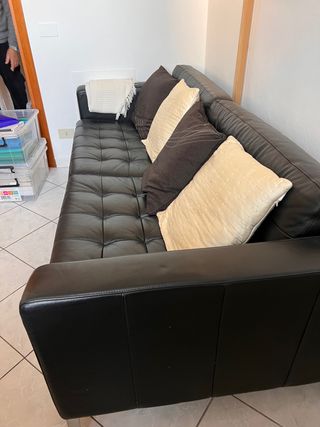 Divano in pelle nera 3 posti 