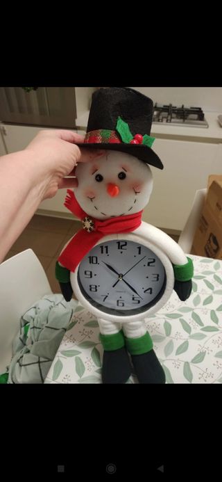 orologio funzionante, fatto a mano