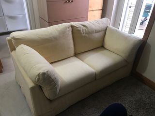 Bellissimo salotto a due posto, in piume d' oca