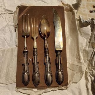 Set di posate di portata vintage