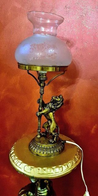 Antica lampada con leone ferino h.38cm
