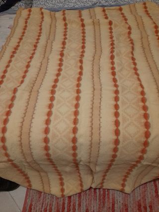 coperta lana 1,90 x 1,20 cm